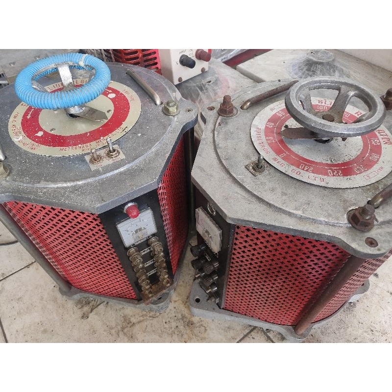 Jual slide regulator matsunaga 5000watt made in japan | Shopee Indonesia