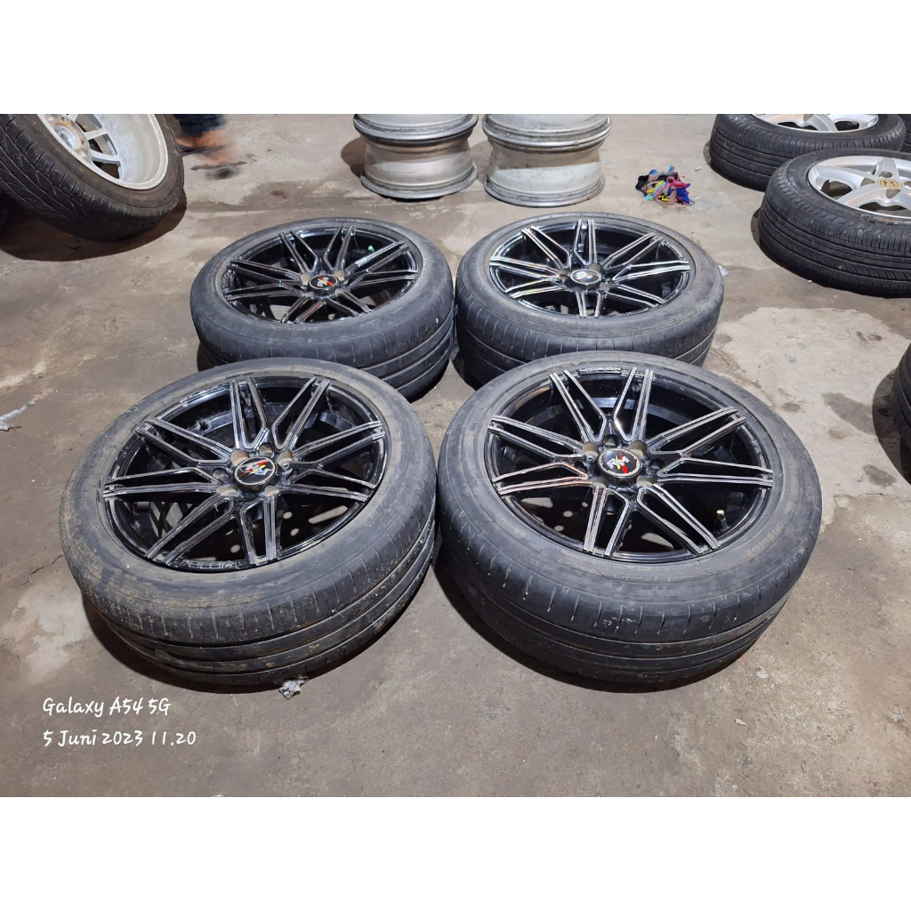 Jual Velg Mobil Bekas Ring 15 Lubang 4 RH R15X7 H8X100-114,3 ET35 BAN ...
