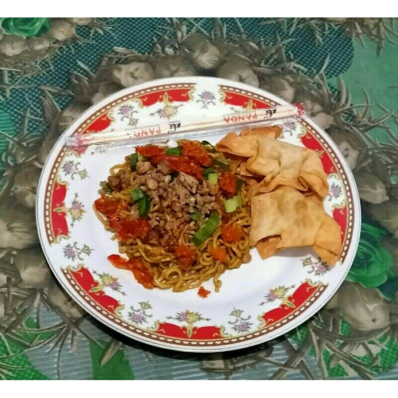 Jual Mie ala gacoan/gachor level setan (frozen) | Shopee Indonesia