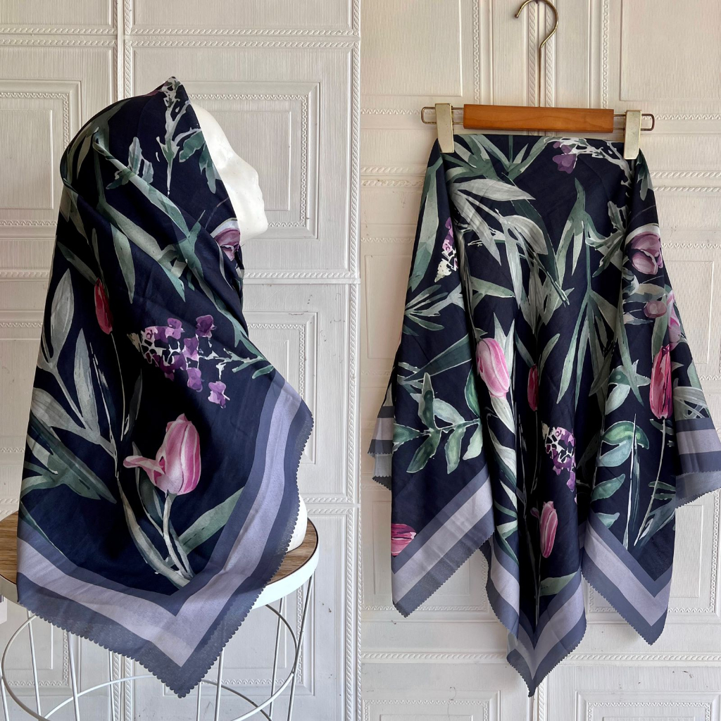 Jual HIJAB VOAL MOTIF BUNGA SERIS HITAM//HIJAB SEGIEMPAT SERAGAM MOTIF ...