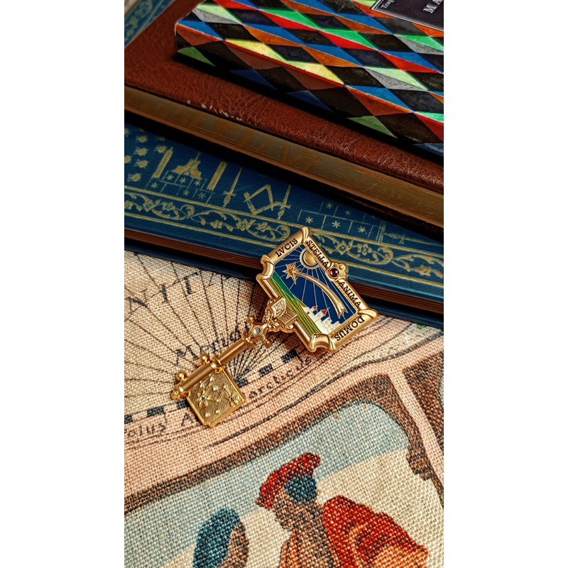 Jual Key of Lucis Enamel Pin | Shopee Indonesia