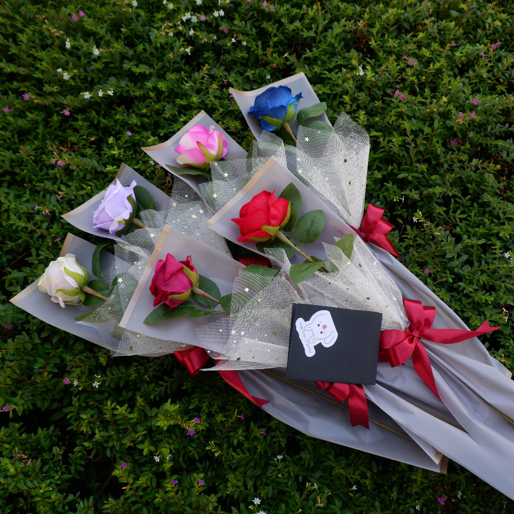 Jual Buket Bunga Mawar Wisuda Single Rose Bouquet Artificial Premium ...