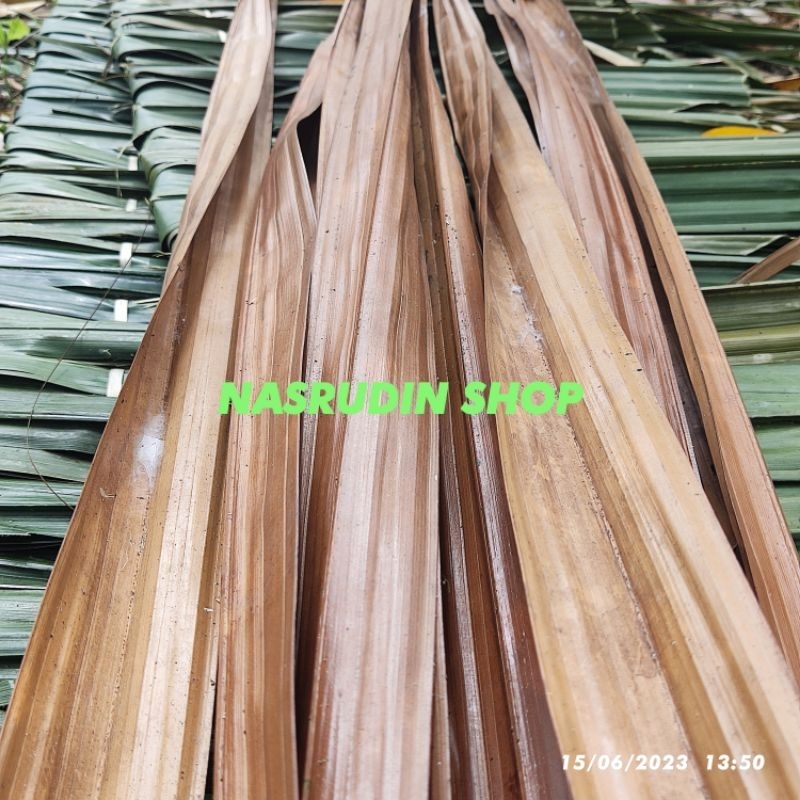 Jual DAUN SAGU KERING 1KG / DAUN RUMBIA | Shopee Indonesia