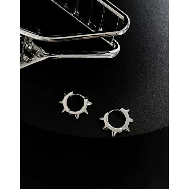 Jual ANTING TITANIUM TINDIK MODEL DURI PUNK PRIA WANITA ANTI KARAT ...