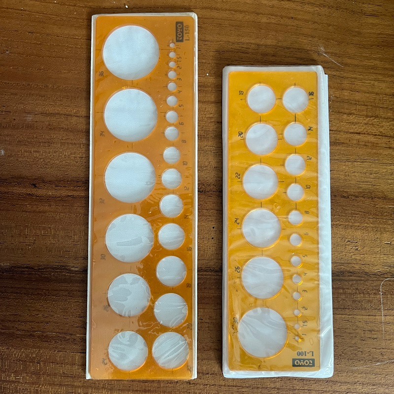 Jual Penggaris Toyo Pola Lingkaran Bulat Warna RANDOM Bahan Plastik ...