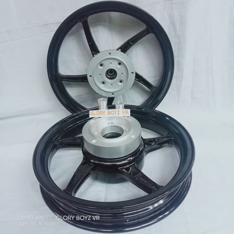 Jual Velg Rossi Vrossi Mamba palang 5 copy OZ PCX 150 PCX 160 | Shopee Indonesia