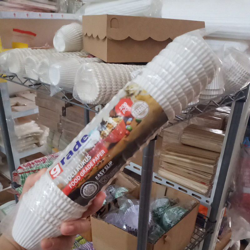 Jual Cup kue putih polos uk 12,5 isi 500 pcs (kertas kue) | Shopee ...