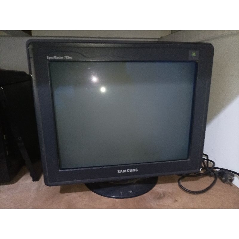 Jual Monitor Samsung SyncMaster 793MG Tabung 17 Inch [SECOND] | Shopee ...