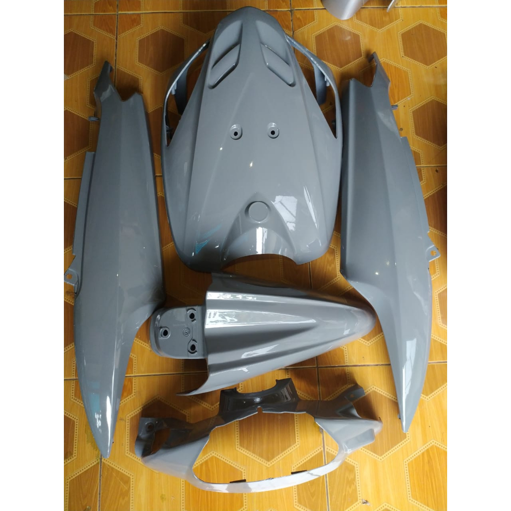Jual BODY HALUS MIO SPORTY MIO LAMA 2006 NARDO GREY LEMBAYUNG CUSTOM ...