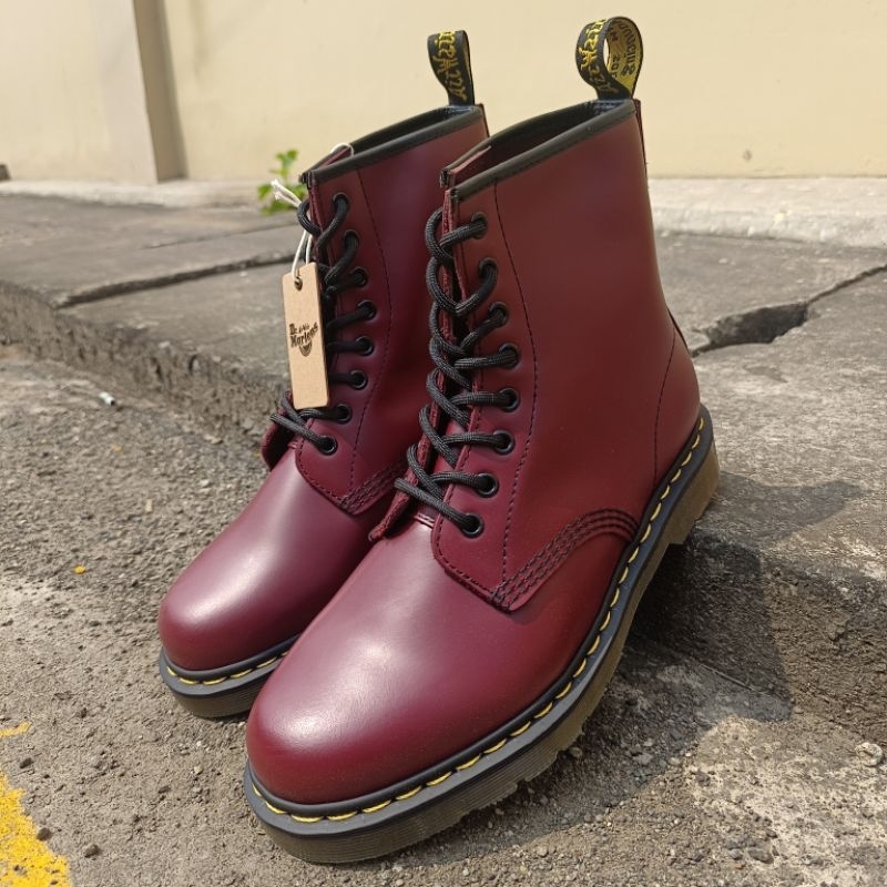 Jual Sepatu Boots Pria Docmar 1460 Red Cherry 8 Hole Pk Quality | Shopee Indonesia