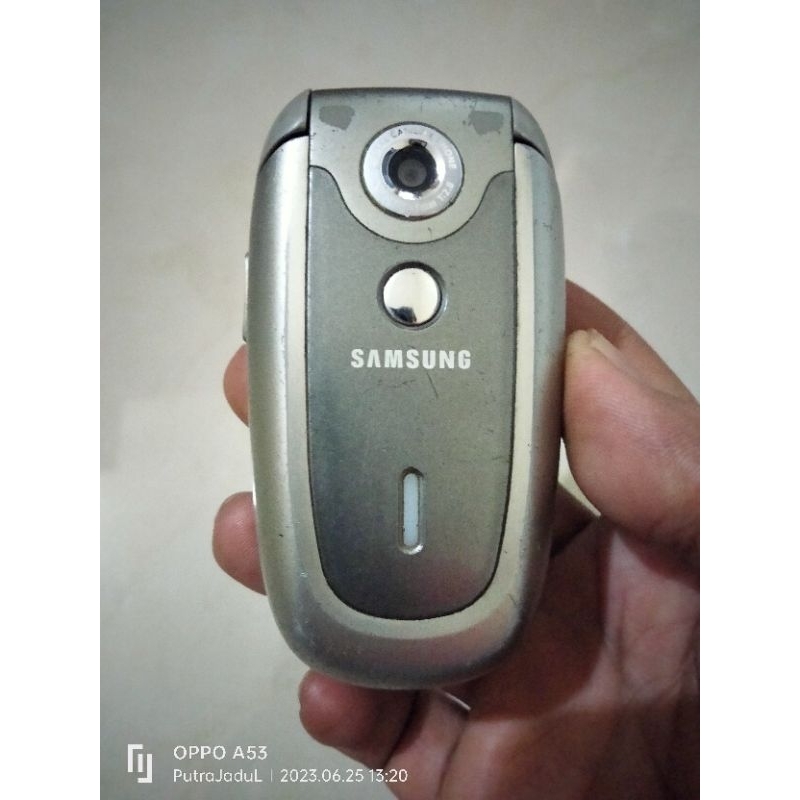 Jual Samsung SGH-X640 C Flip Normal Original Mulus Jadul Langka Unik ...