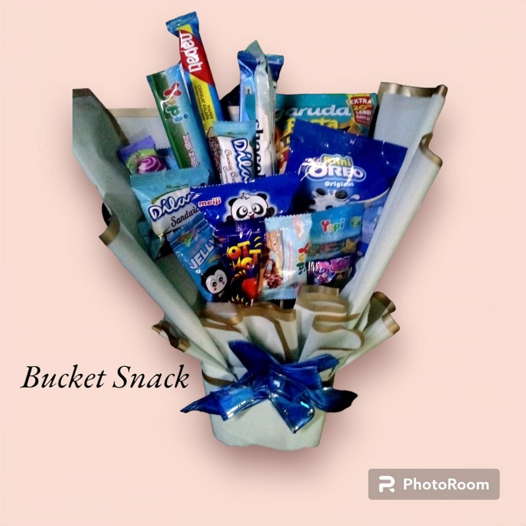 Jual BUCKET SNACK HAMPERS WISUDA/ULANG TAHUN/WEDDING | Shopee Indonesia