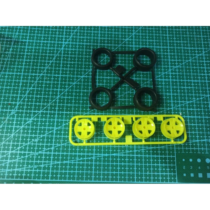 Jual ban Original Tamiya Large | Shopee Indonesia