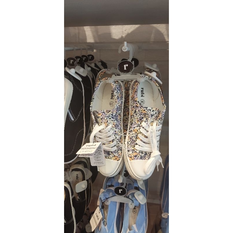 Jual sepatu Rubi reuqest produk | Shopee Indonesia