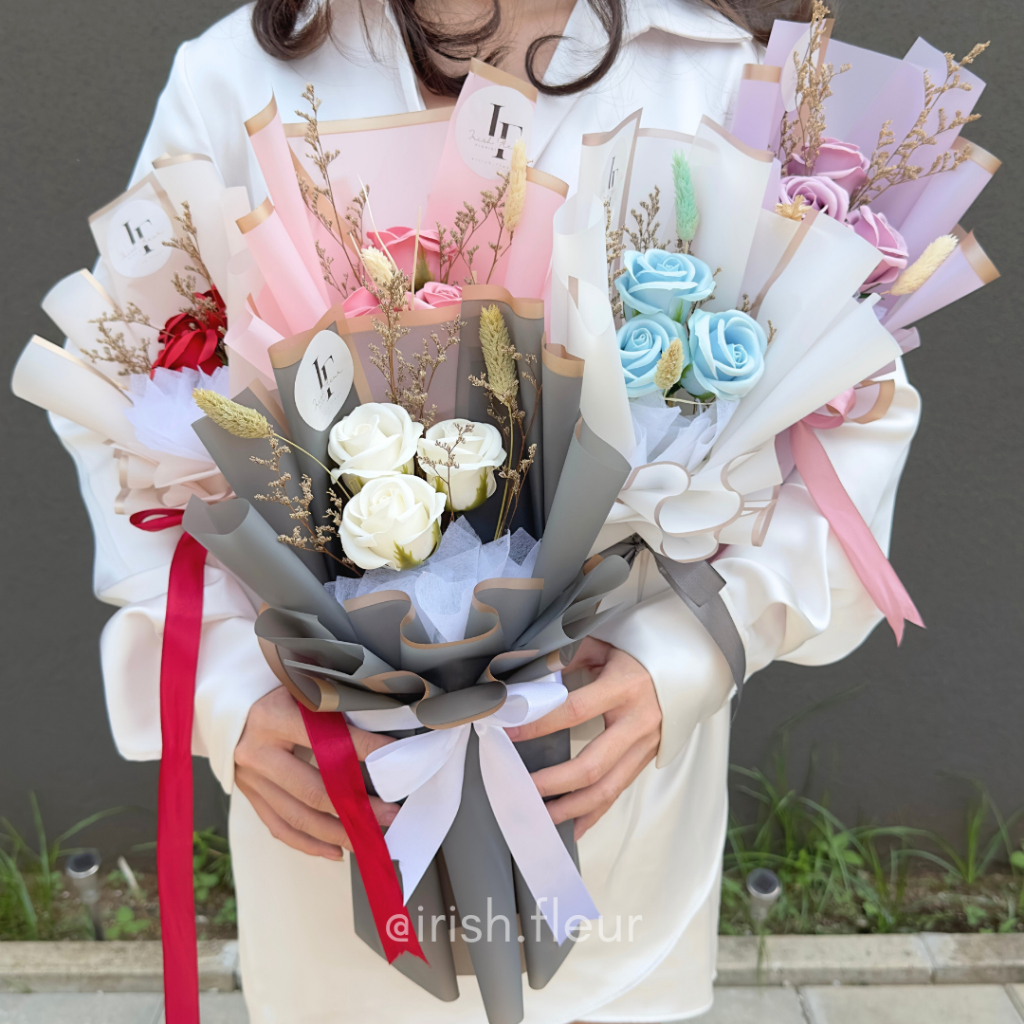 Jual IRISH.FLEUR Triple Soap Mini Flower Bouquet / Buket Bunga Sabun ...