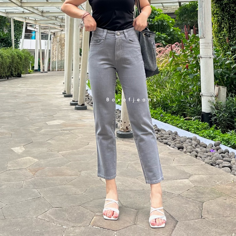 Jual Boxofjeans - STRAIGHT Boyfriend Jeans - LIGHT GREY | Shopee Indonesia