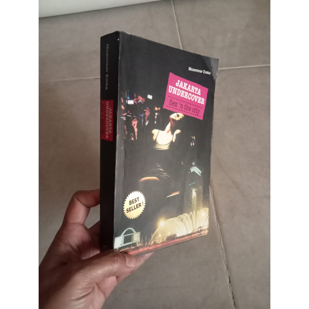 Jual Novel Sex 'n The City Jakarta Under Cover by Moammar Emka | Shopee ...