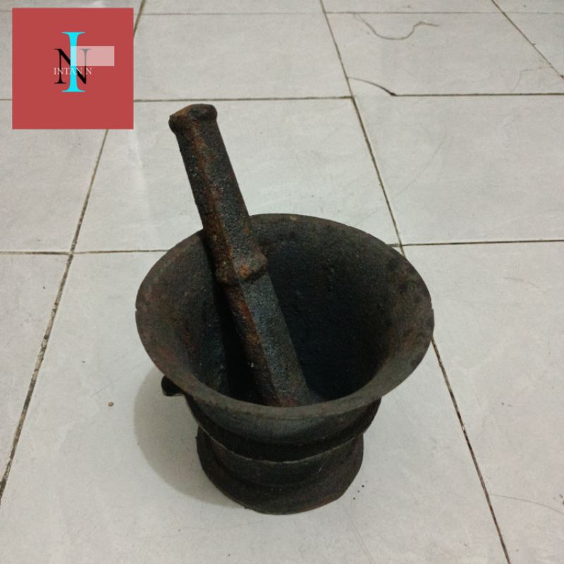 Jual lumpang besi/lumpang jambu/lumpang tumbuk ukuran sedeng | Shopee ...