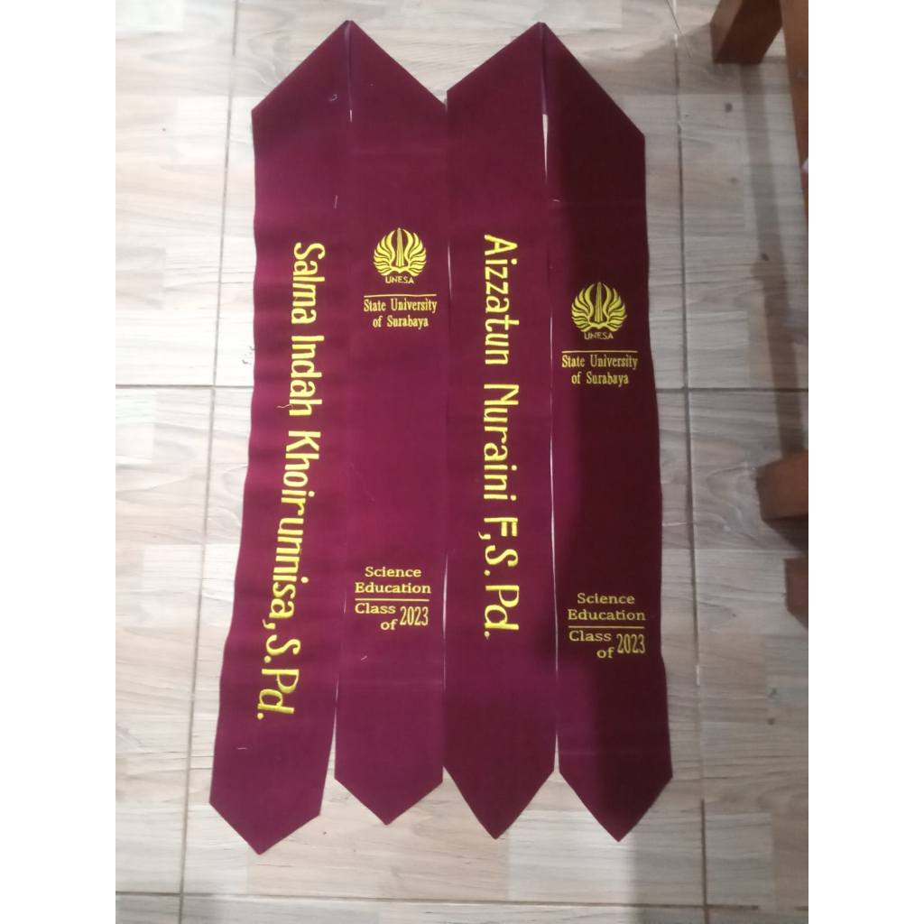 Jual selempang wisuda leher tanpa pita (horizontal/vertikal) | Shopee ...