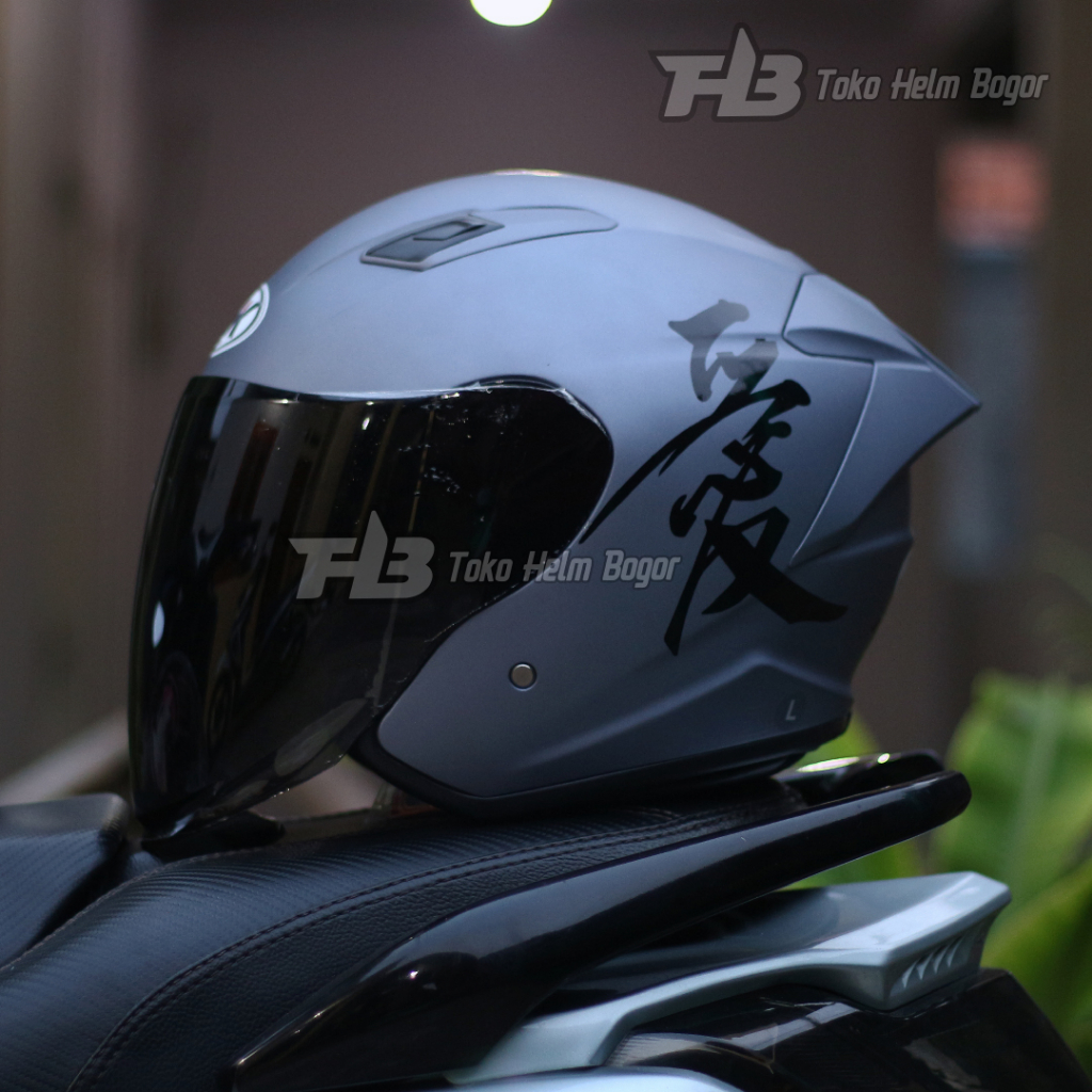 Jual NHK R1 Elite Solid Dim GREY dof visor DARKSMOKE stiker Kanji BLACK ...