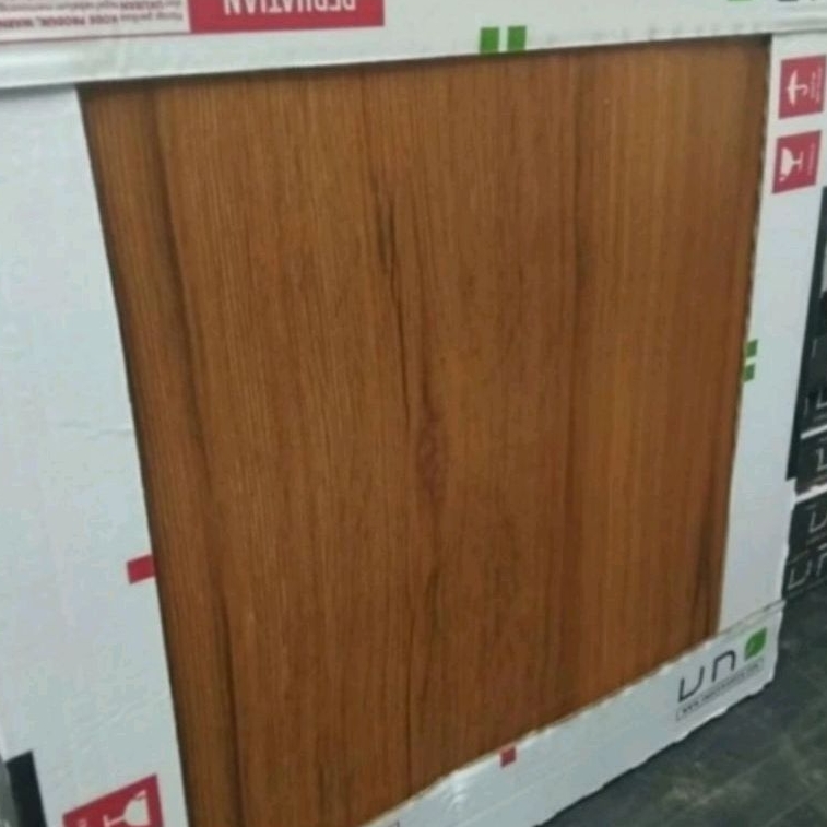 Jual Keramik/lantai/semi/granit 50x50 Serat Kayu | Shopee Indonesia