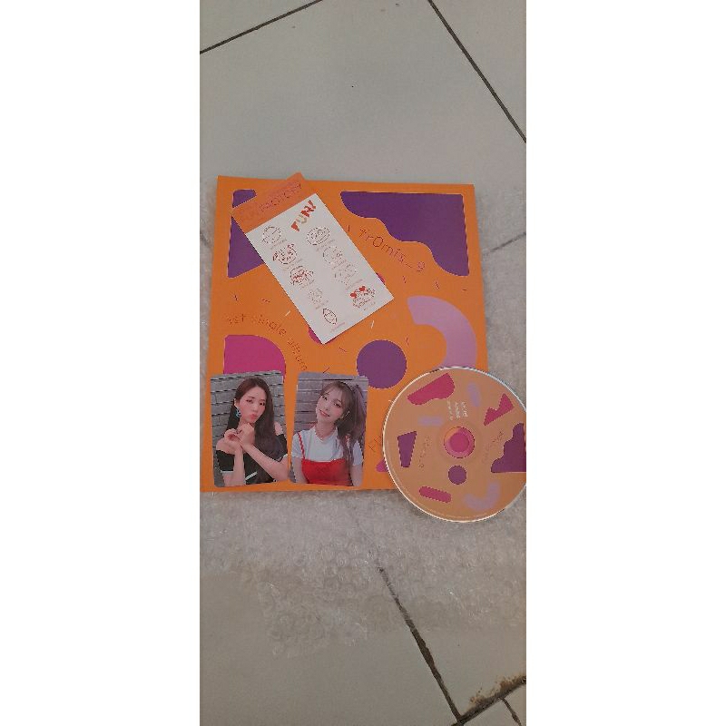 Jual 1st Single Album fromis_9 - Fun Factory | Shopee Indonesia