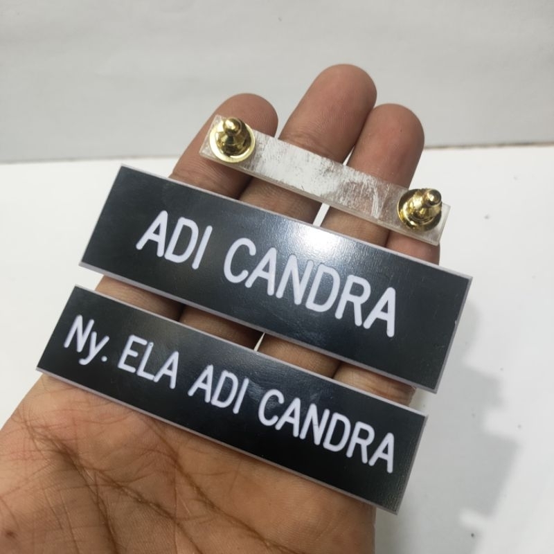 Jual Nametag TNI POLRI / Name Tag TNI POLRI / Nametag Gravoply Tebal ...