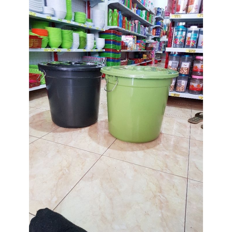 Jual Ember plastik tutup giokstar/Ember 40 liter | Shopee Indonesia