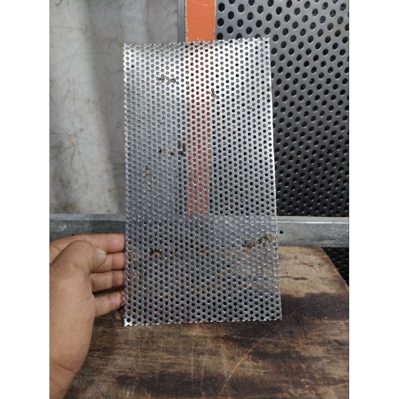 Jual 40x40 Cm Ram gril/ Plat besi Lubang motif Bulat 2 dan 3 mm (kode ...