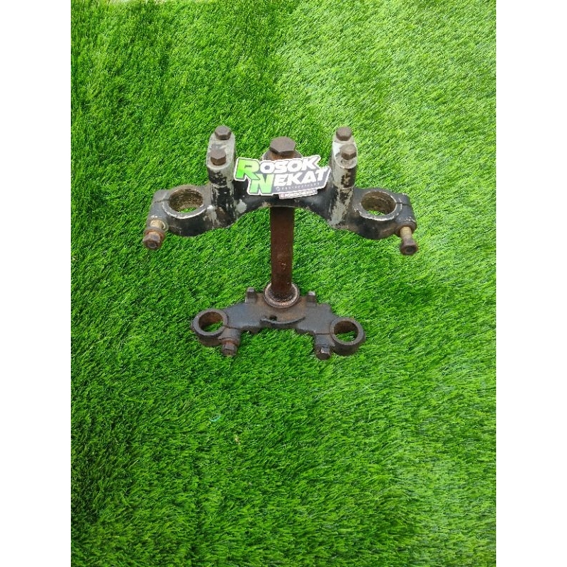 Jual segitiga Suzuki Trs set original second lepasan motor | Shopee ...