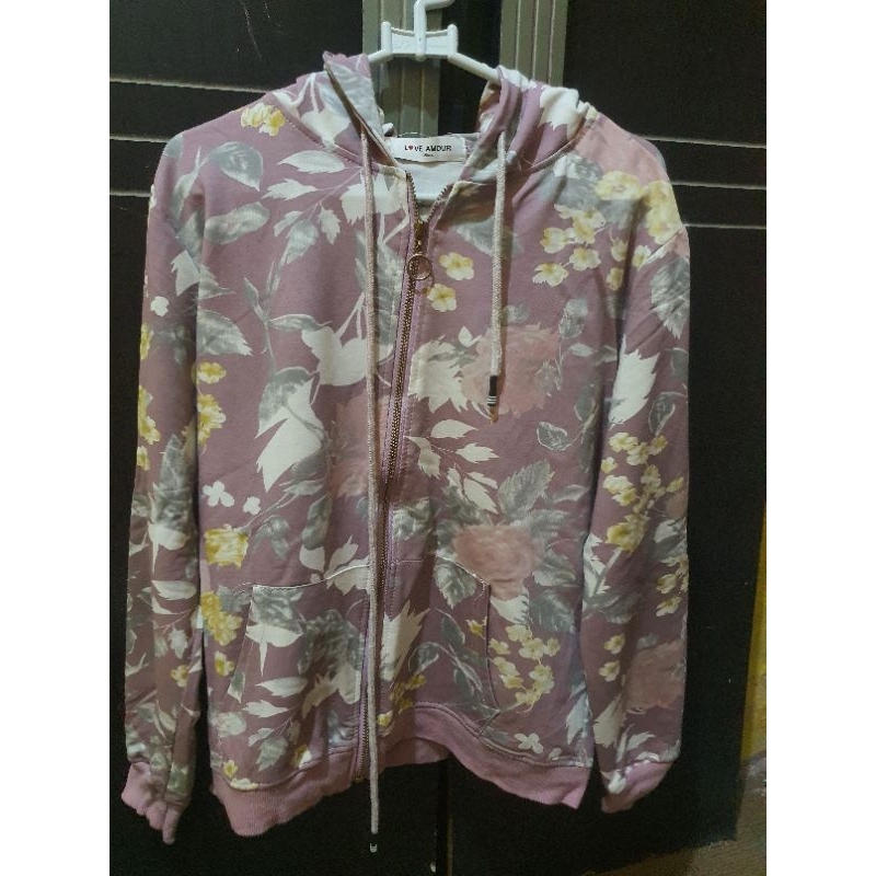 Jual jaket motif bunga preloved | Shopee Indonesia