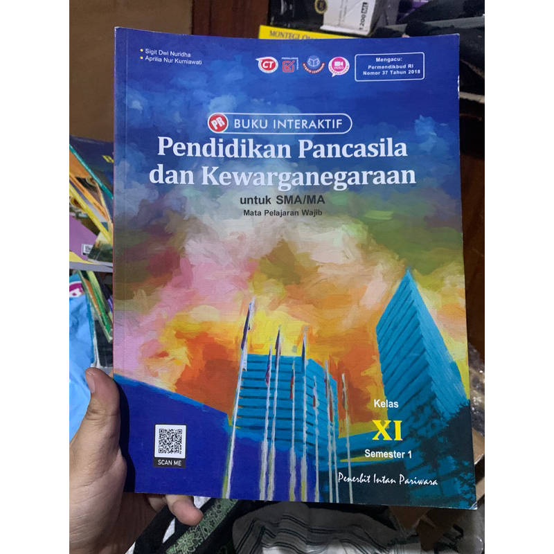 Jual PR Buku Interaktif pendidikan Pancasila dan kewarganegaraan SMA Kelas XI semester 1 ...