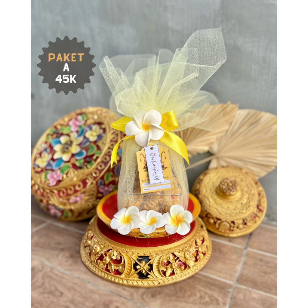 Jual HAMPERS PARCEL HADIAH HARI RAYA GALUNGAN DAN KUNINGAN KUE KERING ...