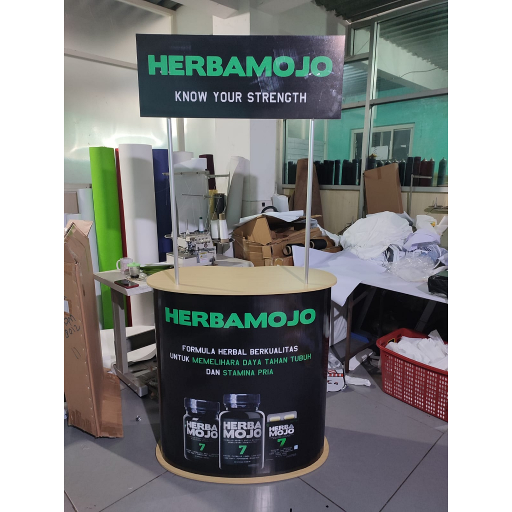 Jual Meja Polycounter Oval Branding Laminasi/Meja Event Custom murah ...