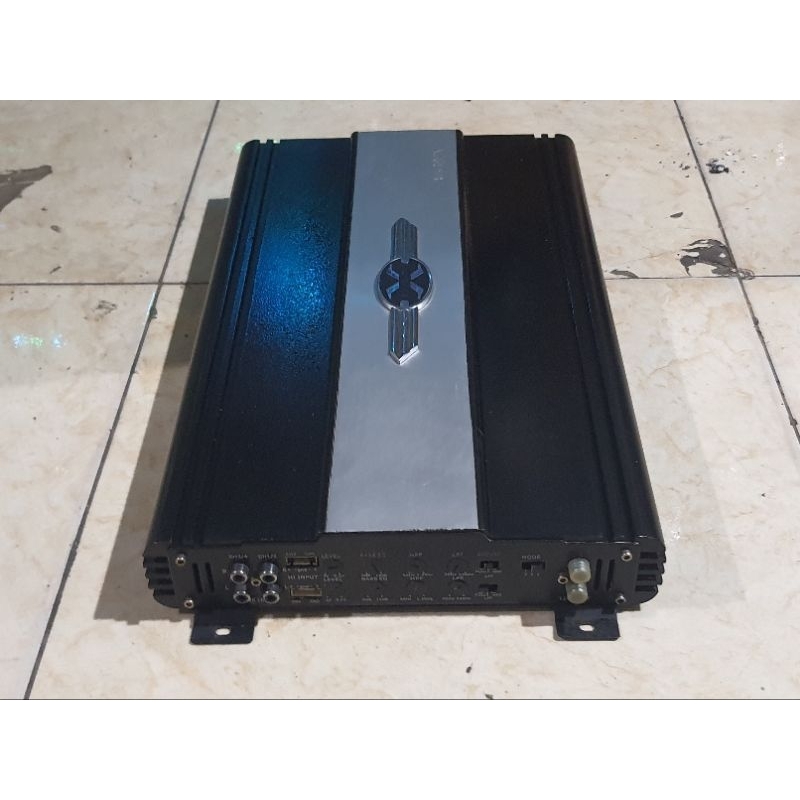 Jual power mobil amplifier 4channel 400watts VENOM V4100X california ...