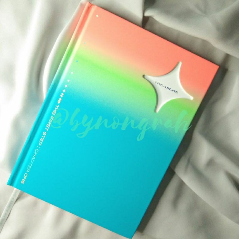 Jual Treasure First Album - Chapter One (white ver.) | Shopee Indonesia