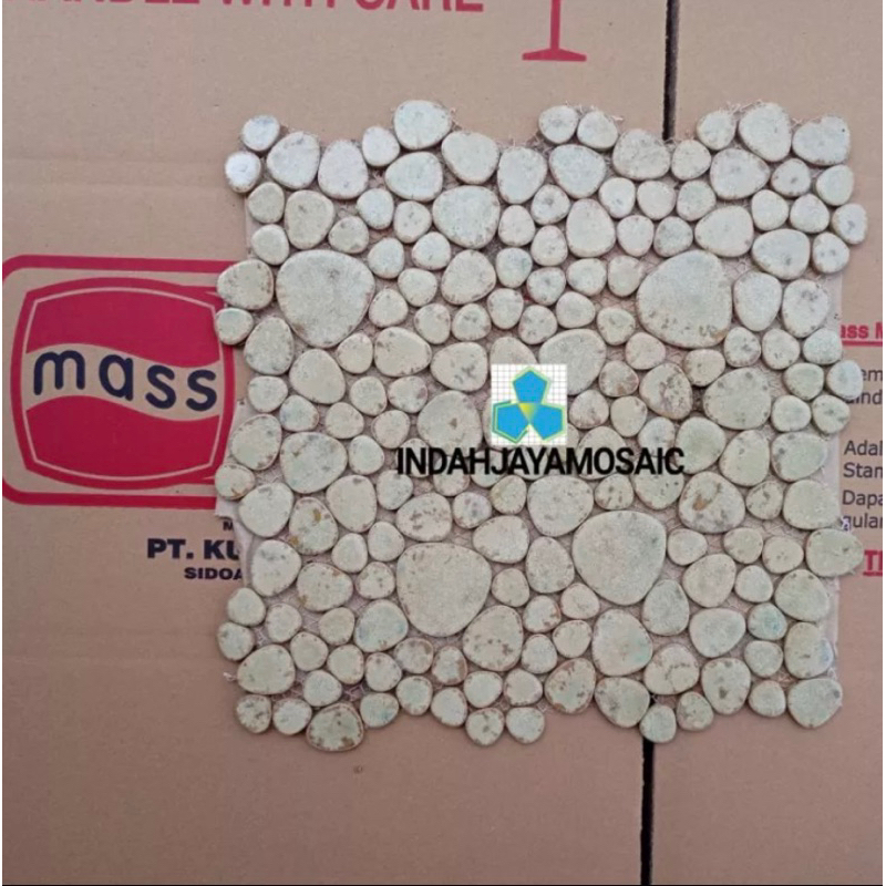 Jual Mosaic dindin lantai motif batu mozaik batu | keramik mosaic model ...