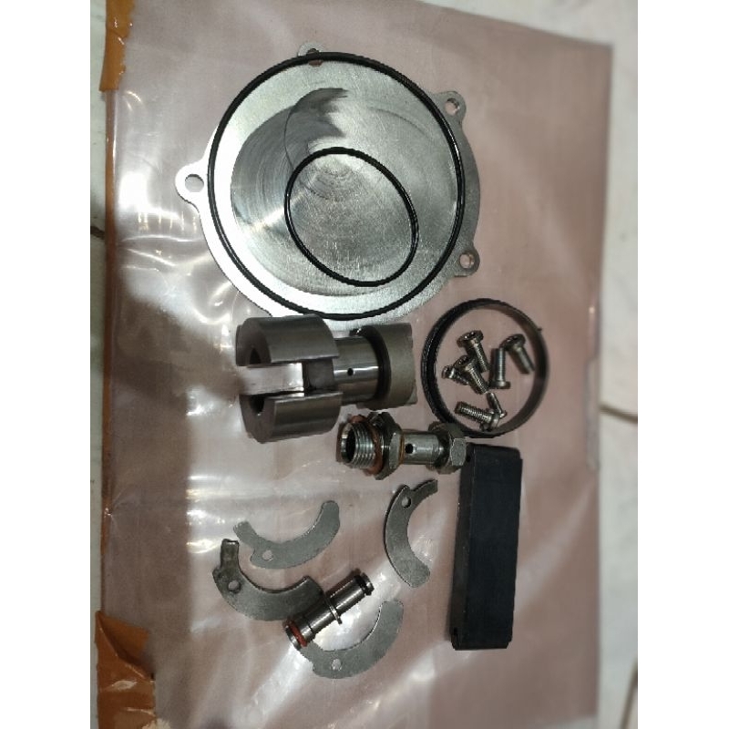 Jual Komponen isi vacum pump innova reborn fortuner vrz hilux revo ...