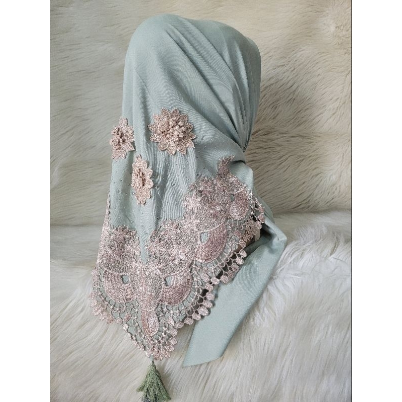 Jual New!!KERUDUNG SEGIEMPAT RENDA BORDIR||JILBAB SEGIEMPAT BORDIR ...