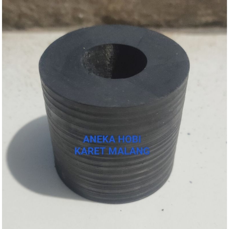 Jual KARET ARM BUSHING DEPAN BESAR GRANMAX | Shopee Indonesia