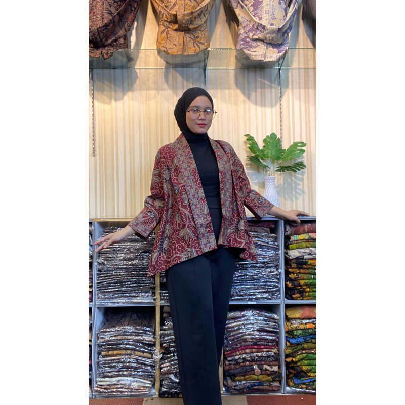 Jual Kayla Outer /Outer Pendek/ Luaran Batik Wanita BY LOKATARA BATIK ...