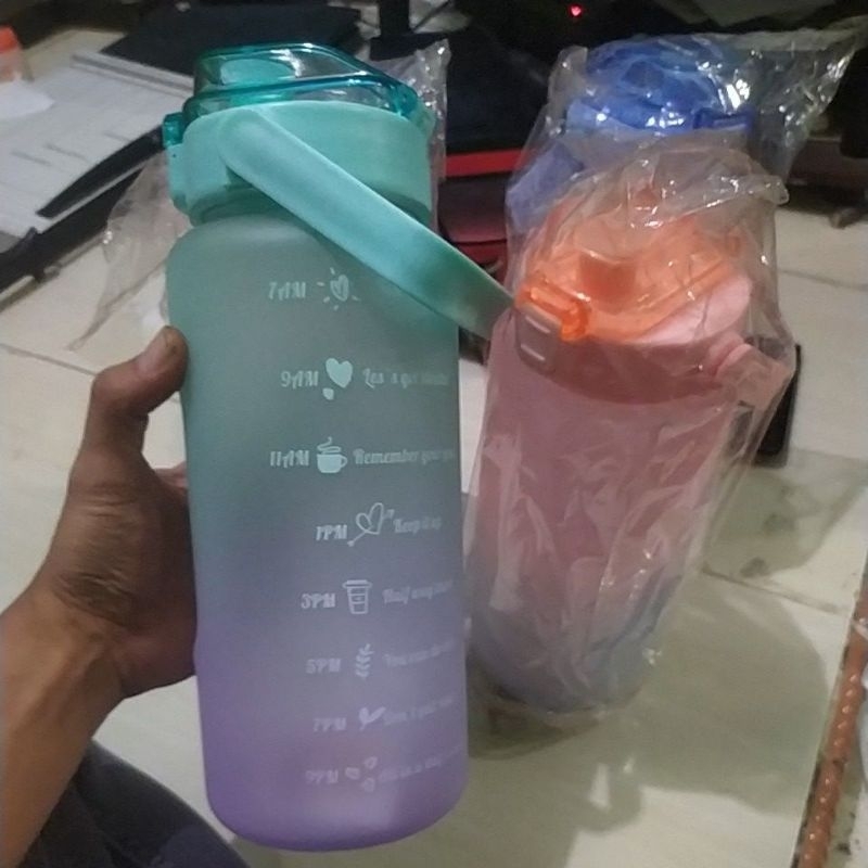 Jual Botol Minum Viral Korea 2000ml | Shopee Indonesia
