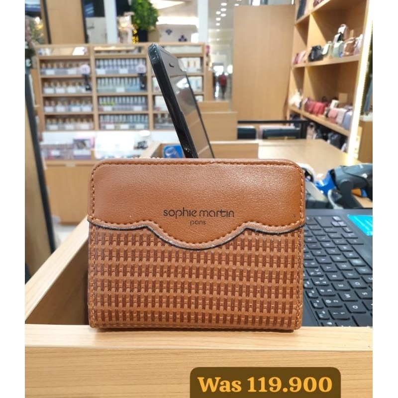 Jual DOMPET LIPAT GANTARIA/GABYELLA SOPHIE MARTIN PARIS | Shopee Indonesia