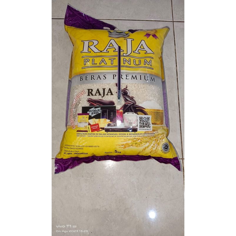 Jual BERAS RAJA PLATINUM 5KG | Shopee Indonesia