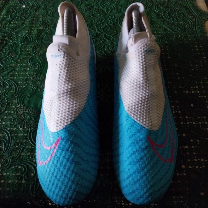 Jual SEPATU BOLA NIKE PHANTOM GX ACADEMY DF FG WHITE BLUE PUTIH BIRU ...