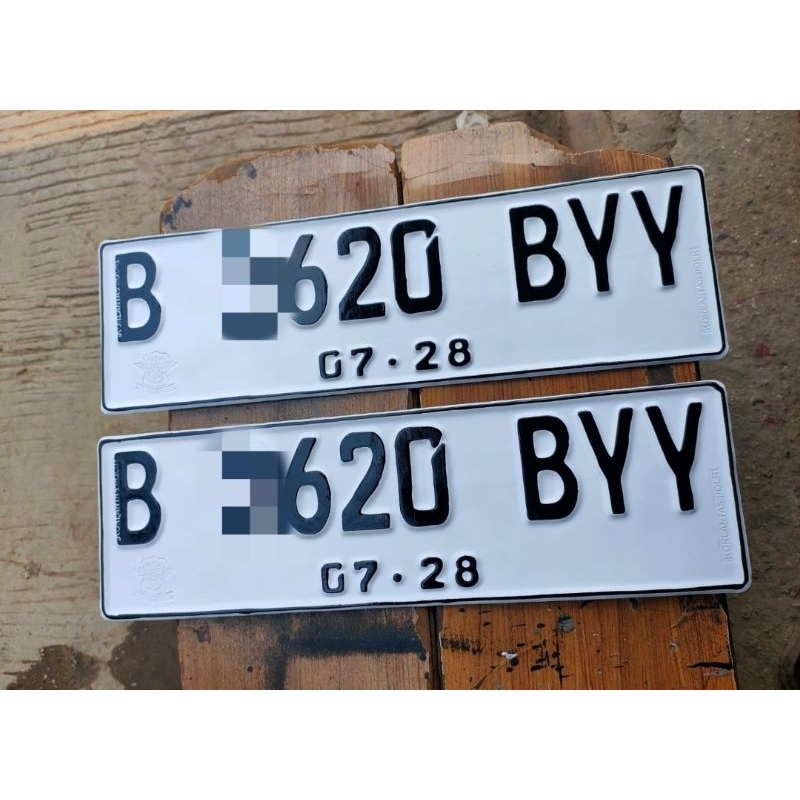 Jual Plat Mobi Putih Forn Baru 2023 Tebal Dan Detail Logo | Shopee ...