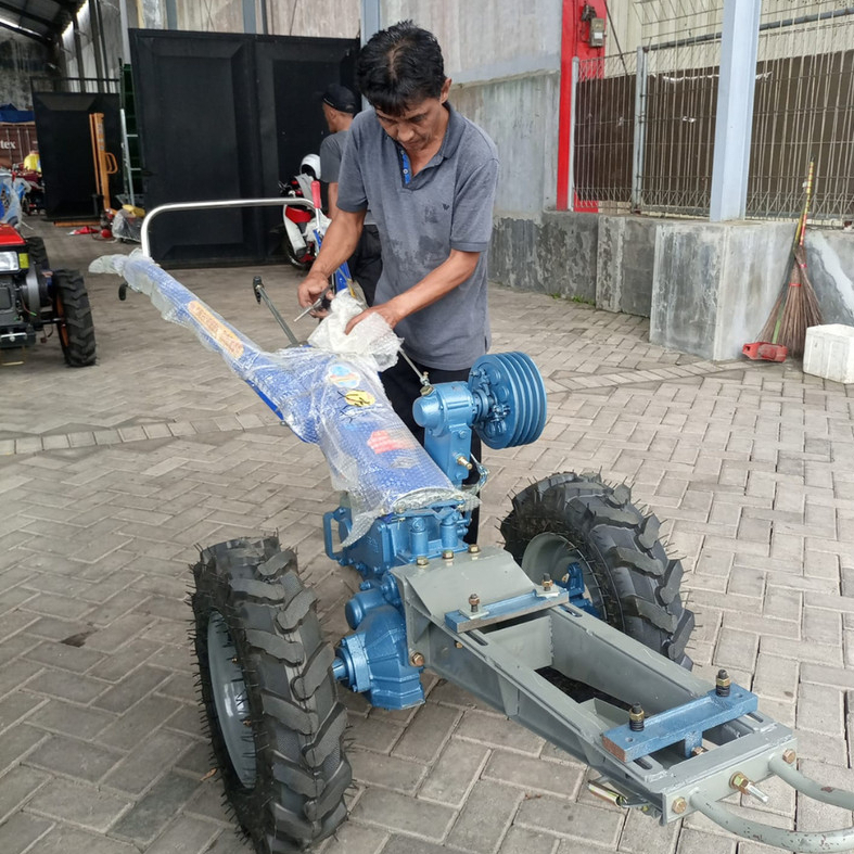 Jual RANGKA TRAKTOR RODA DUA TIPE SAAM DF151 ( SETIPE DENGAN AMEC ...