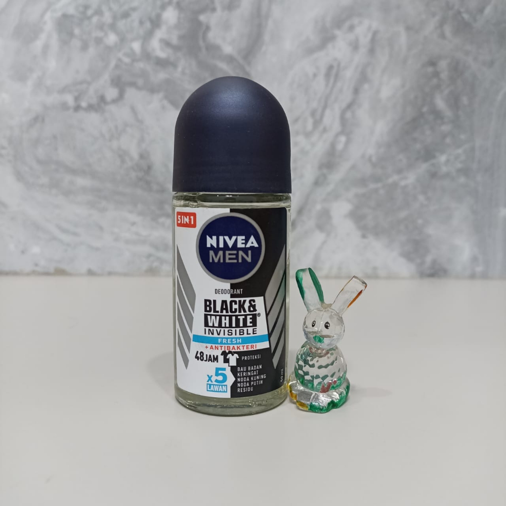 Jual Nivea Men Deodorant Black & White Invisible Fresh + Antibakteri 50ml (Expired 2025 ...