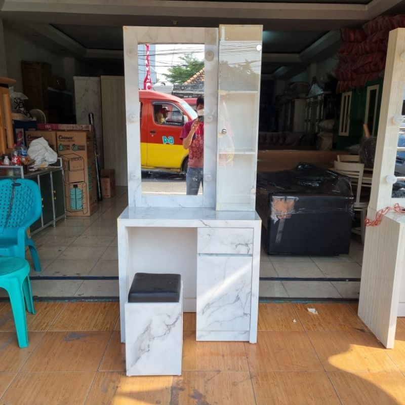 Jual (Free Ongkir) Meja Rias Lampu LED bahan HPL | Shopee Indonesia