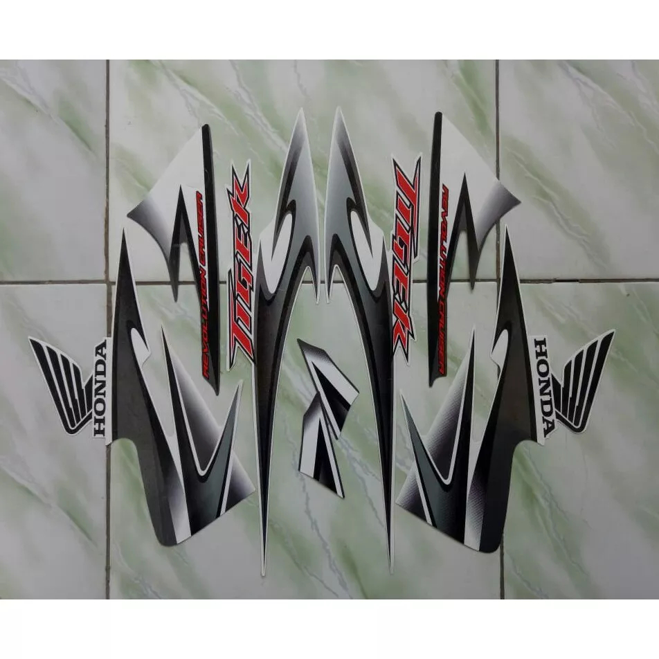 Jual stiker striping honda tiger revo 2013 2014 putih lis body original ...